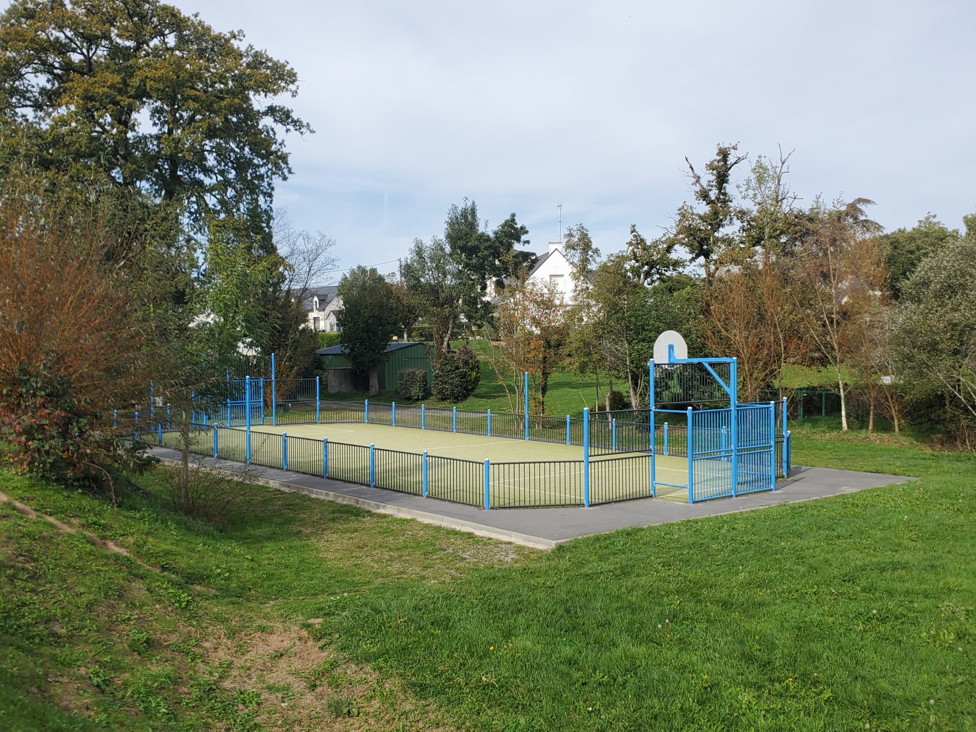 Terrain multisport (City park) - Le Guerno - Boulevard des découvertes
